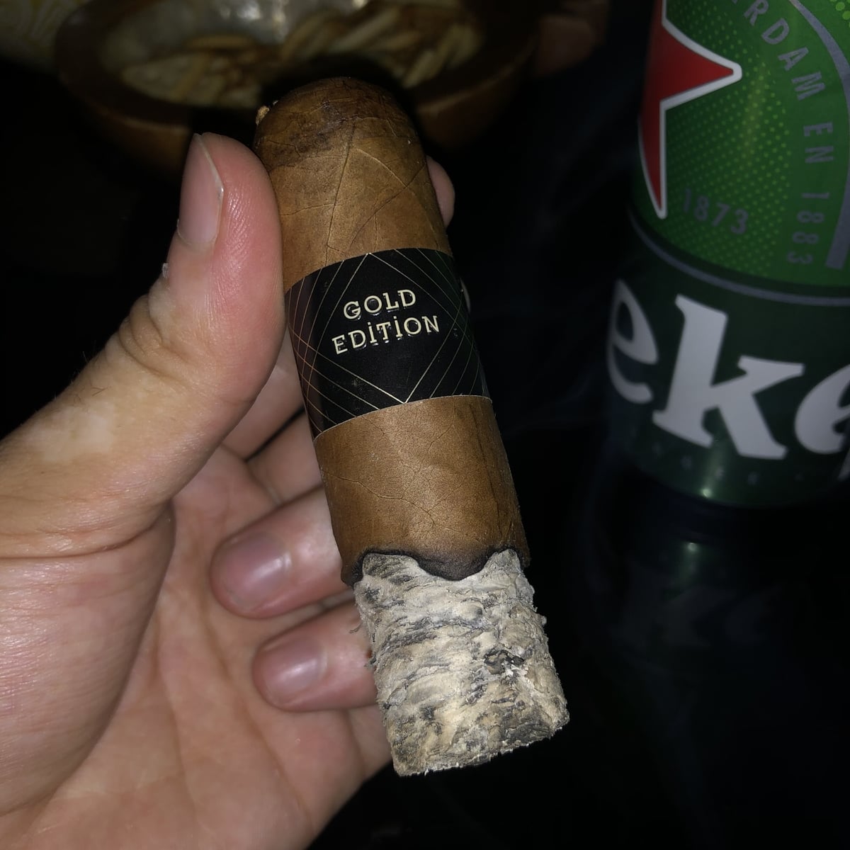 Have a Cigar: Gold Edition Short Robusto – Bored Absurdist